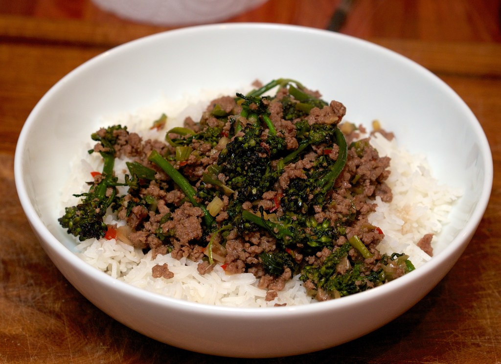 Thai-style Stir-fried Minced Beef | Jono & Jules do food & wine